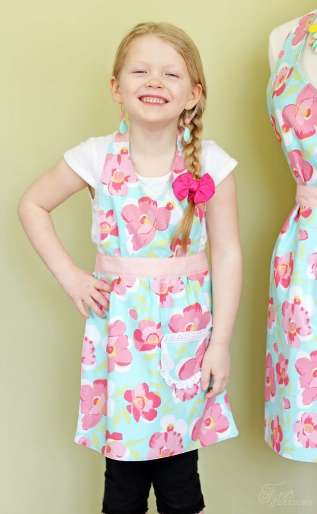 Matching Mom and Child Free Apron Pattern | Fynes Designs